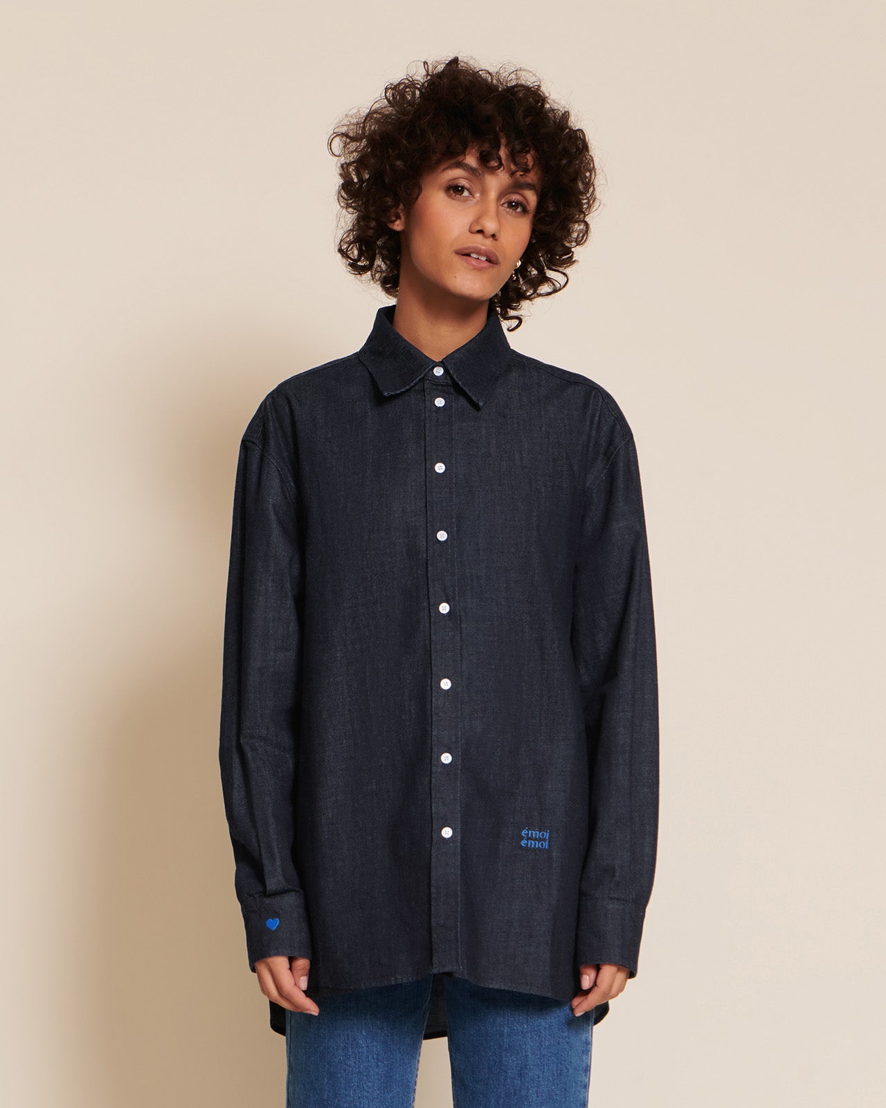 La chemise L'amour est déclaré en coton bio - denim – émoi émoi