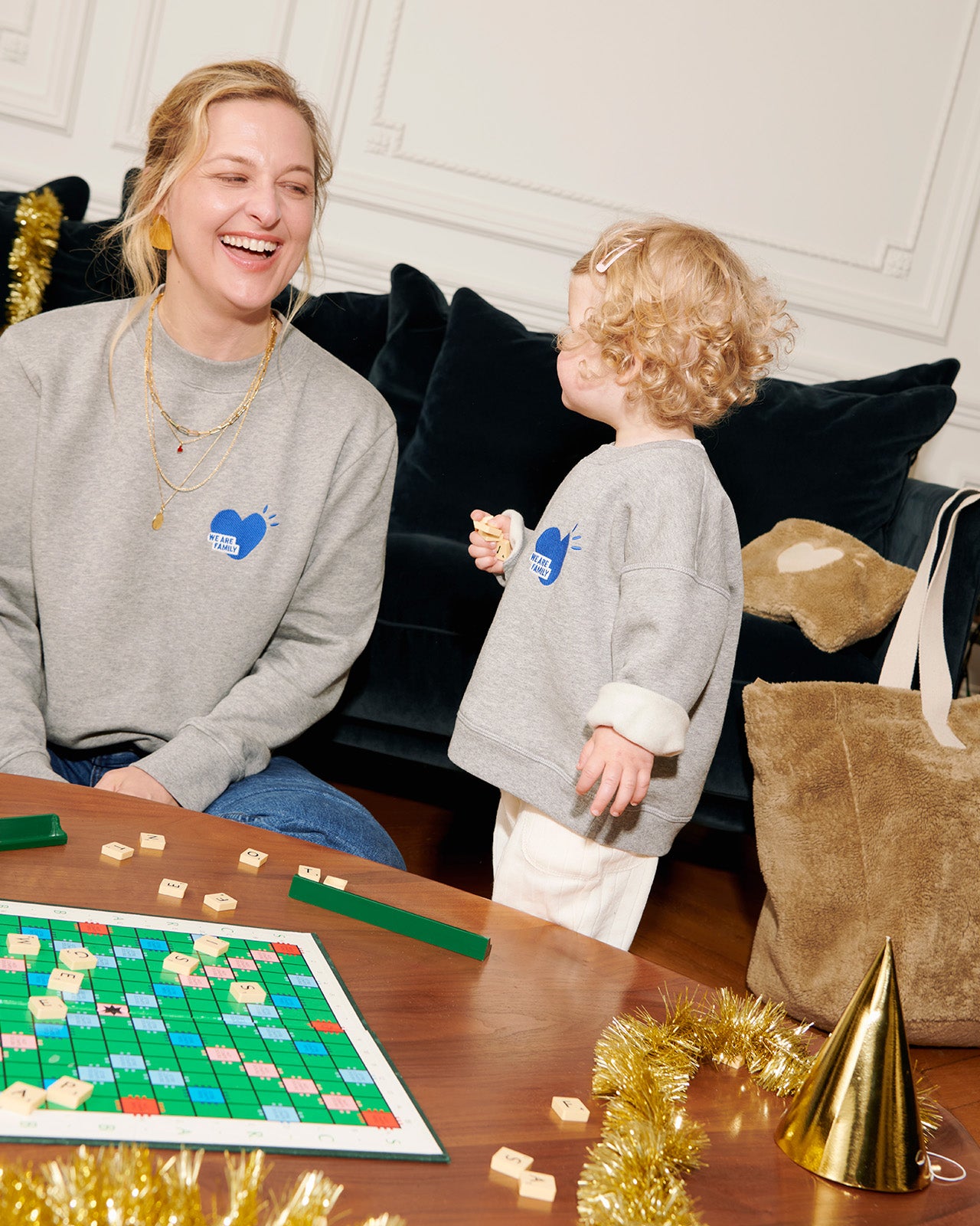 Le sweat We are family enfant en coton bio - gris chiné – émoi émoi